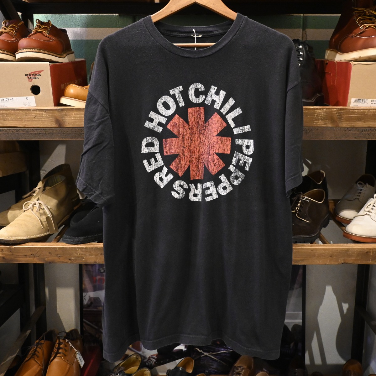 [ 2XL ] RED HOT CHILIPEPPERS BAND T-shirt | 広島古着屋 StokedBase ストックドベース