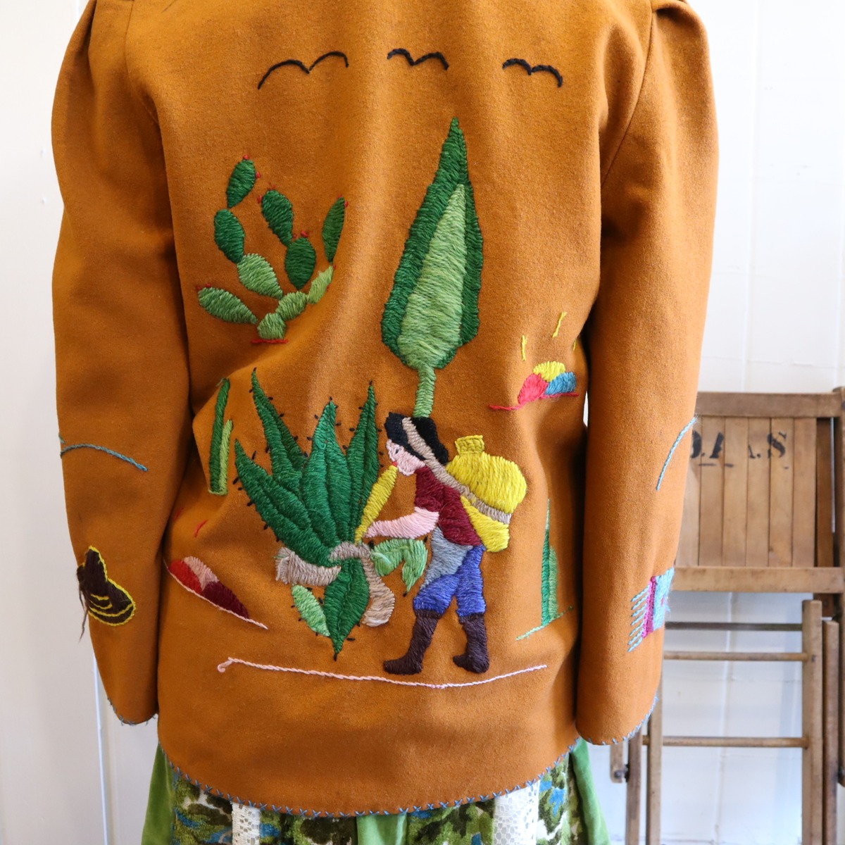 50-60s camel×colorful embroidery Mexican jacket [l-2386] | Fizzvintage