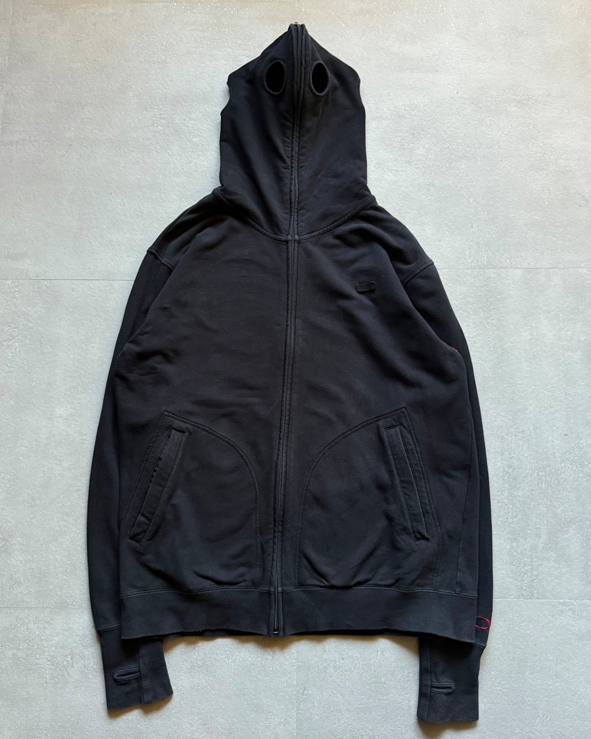 2000s OAKLEY alien gimp hoodie | ether