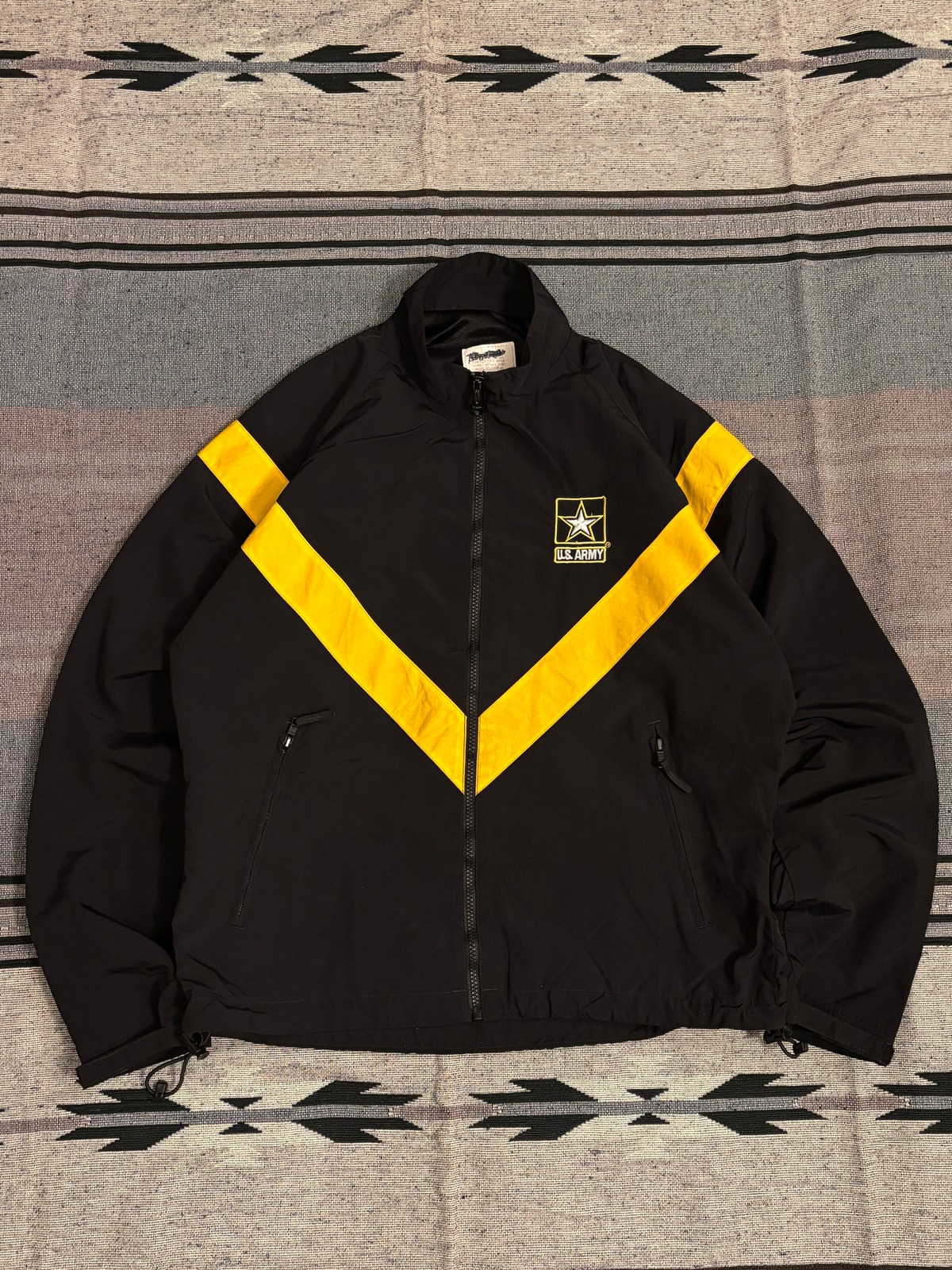 U.S. ARMY APFU Physical Training Nylon Jacket BLACK 米軍実物 デッドストック ミリタリー ...