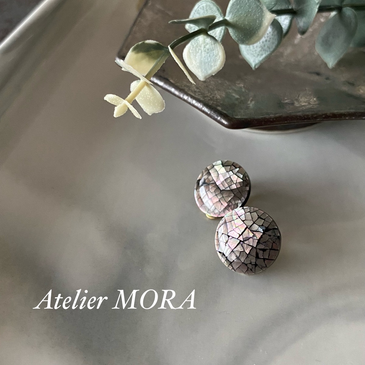 《大人なモーヴカラー》ピクシェル 一粒イヤーアクセサリー | Atelier MORA