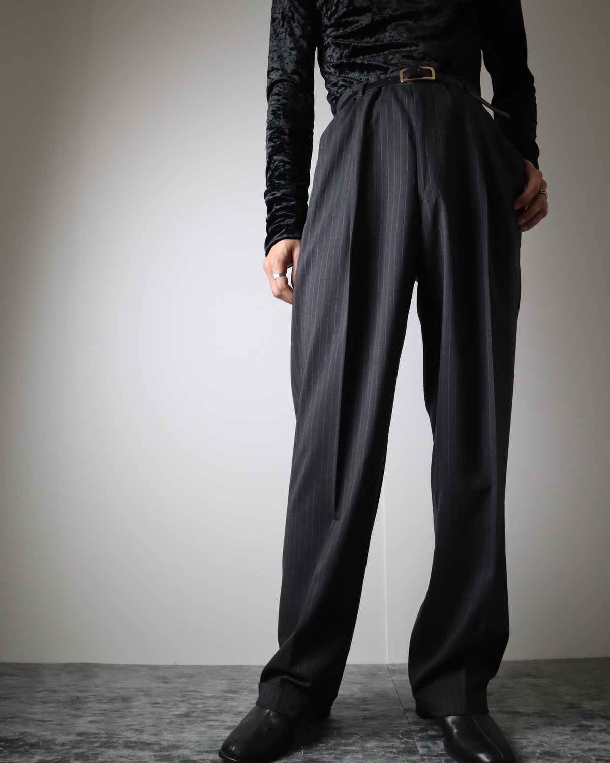 "ARMANI COLLEZIONI" Pin stripe 1tuck Wide Slacks | ARIE VINTAGE