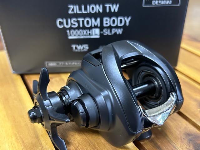 SLP WORKS SLPワークス ZILLION TW CUSTOM BODY 1000XHL-SLPW 【左ハンドル】 | Fishing ...
