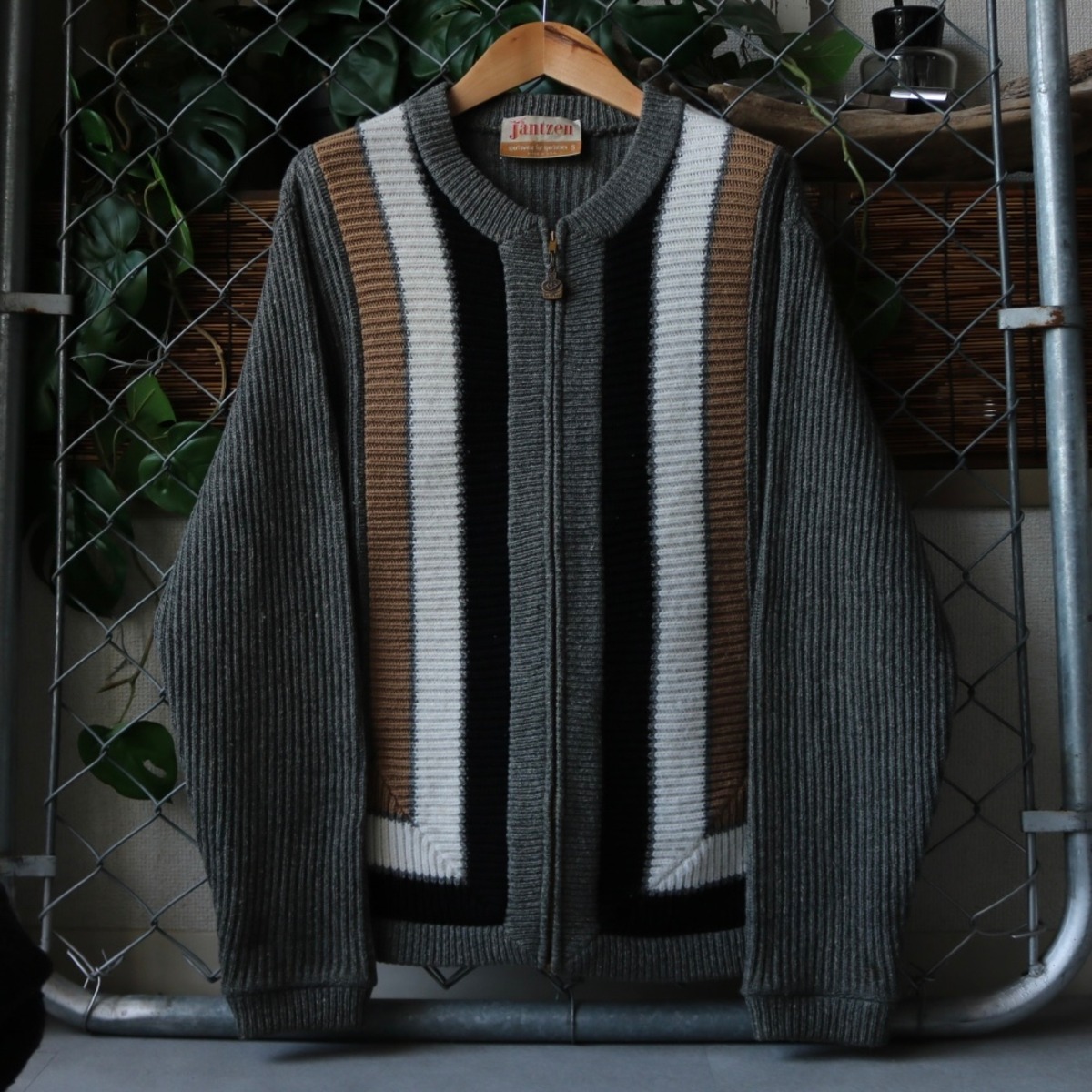 60's "Jantzen" zip up knit cardigan | CHOOSE VINTAGE CLOTHING