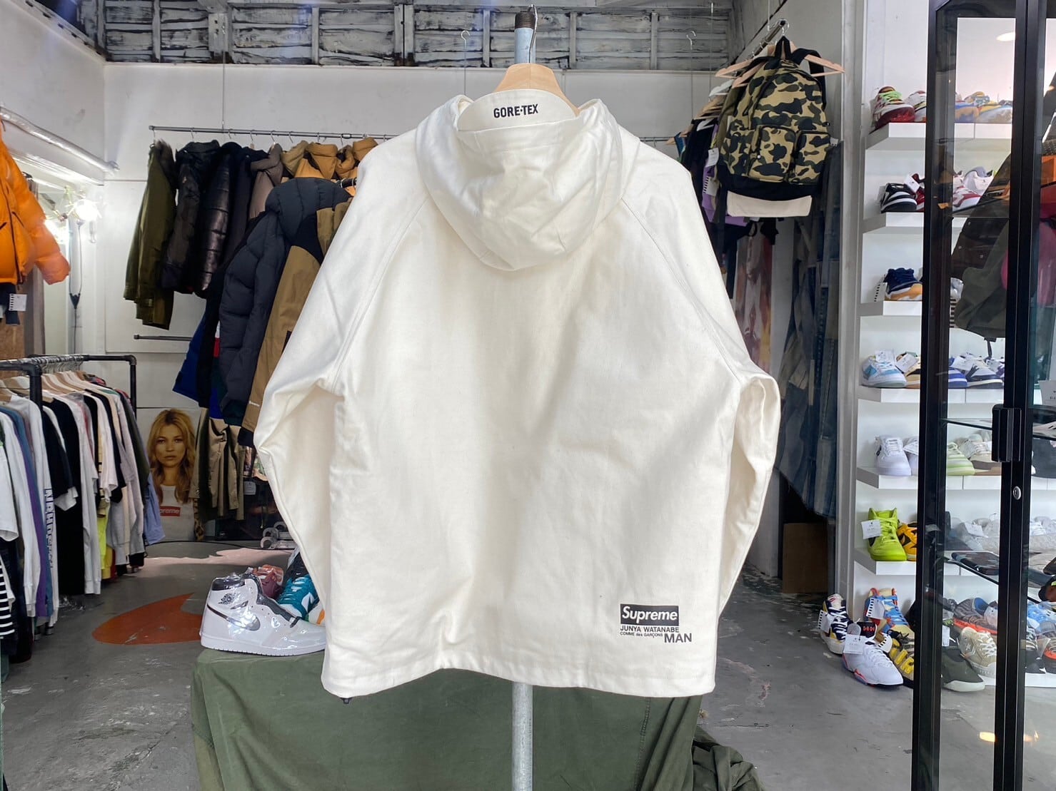 Supreme × JUNYA WATANABE MAN COMME des GARCONS GORE-TEX Supreme × JUNYA WATANABE MAN COMME des GARCONS GORE-TEX