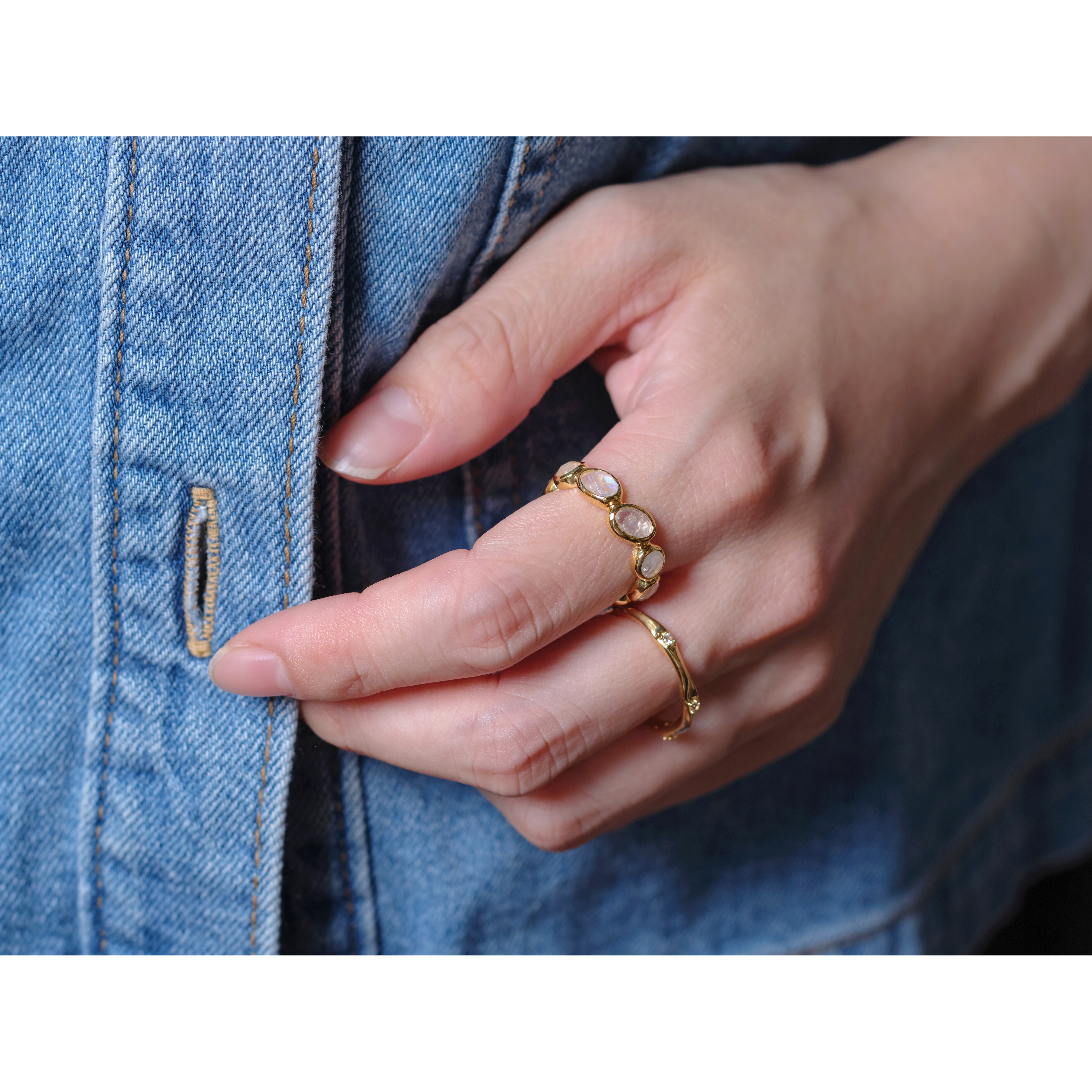 S925 RAINBOW MOON STONE ETERNITY RING | TOME JEWELRY