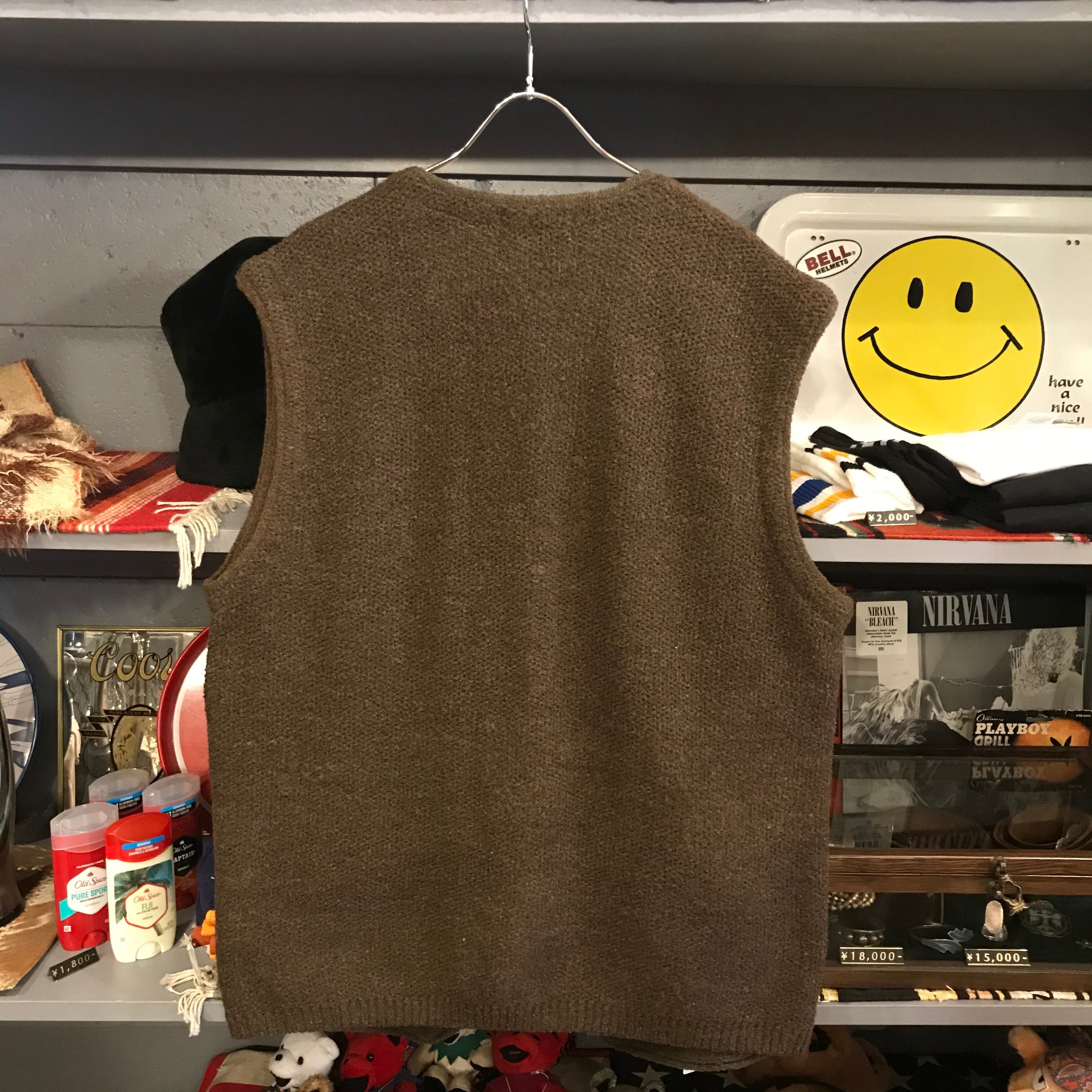 Border Pattern Acrylic Knit Vest | VOSTOK