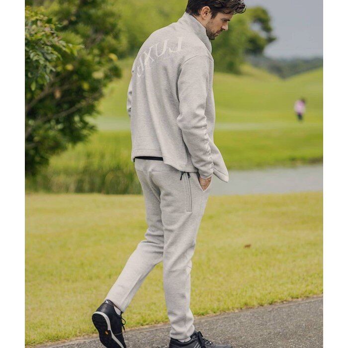 LUXEAKMPLUS リュクスエイケイエムプラス スムースロゴロングパンツ