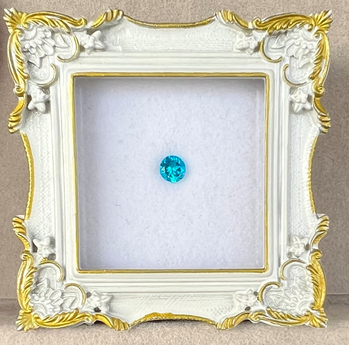 ネオンブルーアパタイト 0.3ct | KISEKI gems