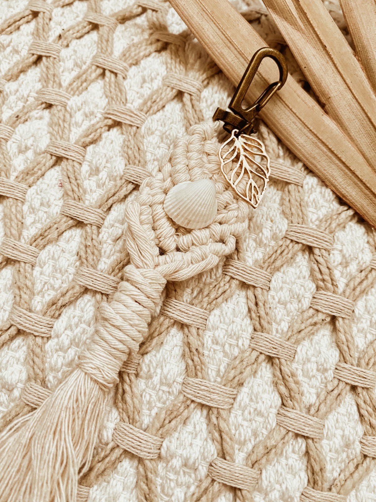 【shell & macramé key holder】 | kotimaroom