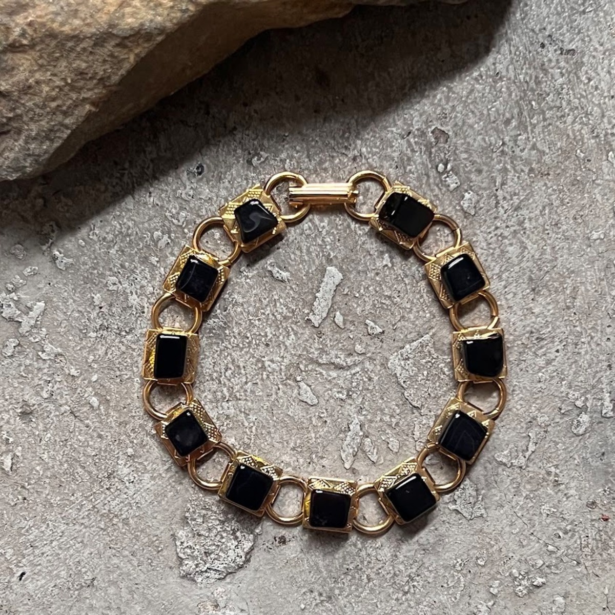 ナチュラル ストーン ブラック ブレスレット 《B-0098》 | ModernLoop ユーズドアクセサリー専門店