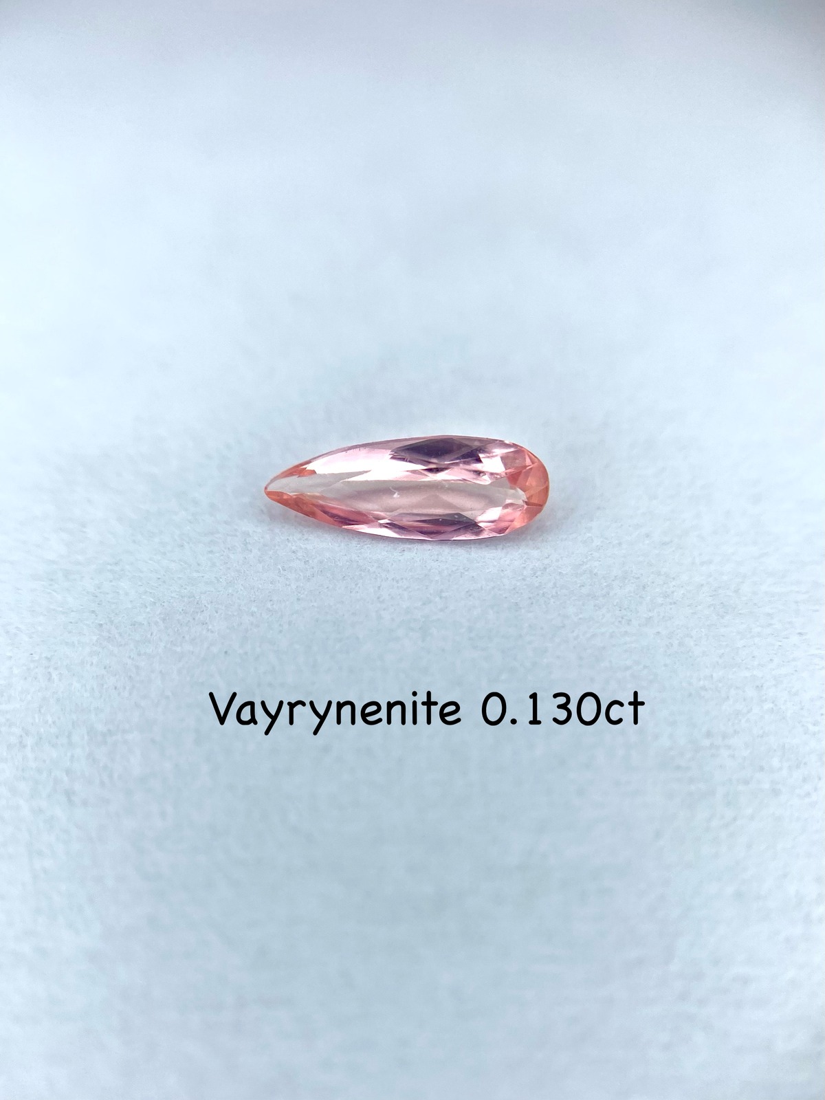 【稀少石】ヴェイリネナイト 0.130ct ルース 【動画リンク Twitter/X】あり | シークレットベースジュエリー Secret Base Jewelry