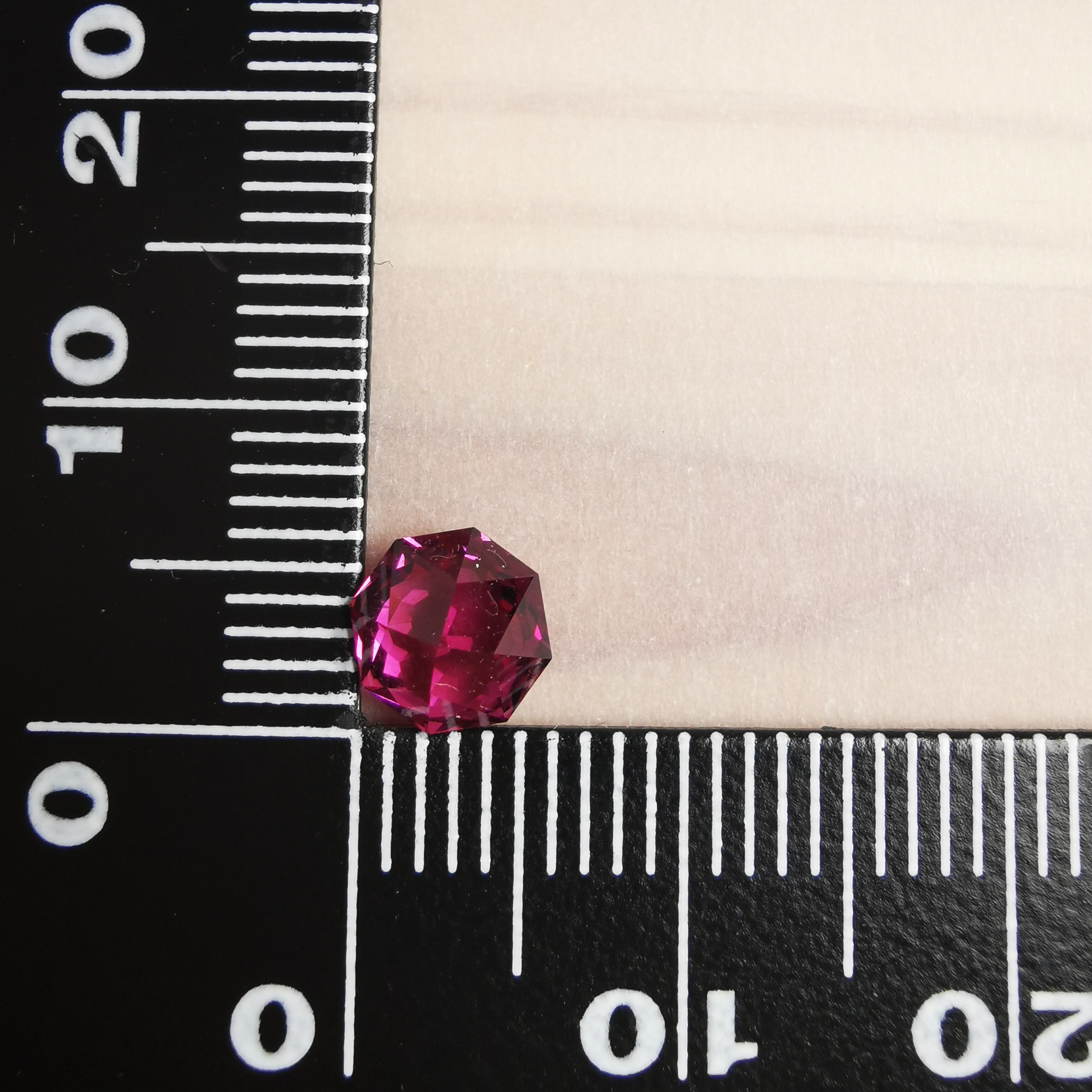 ロードライトガーネット 1.21ct / A-0601 | Tam＆Tam Gem