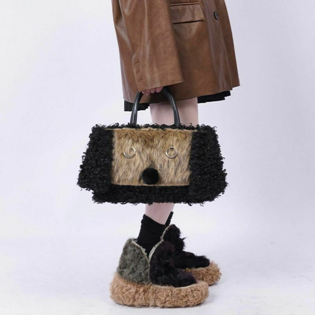 rebirth 犬モチーフ ふわふわ ハンドバッグ ショルダーバッグ 2way | Uturi -日本未入荷 海外ブランドアイテム セレクトショップ-