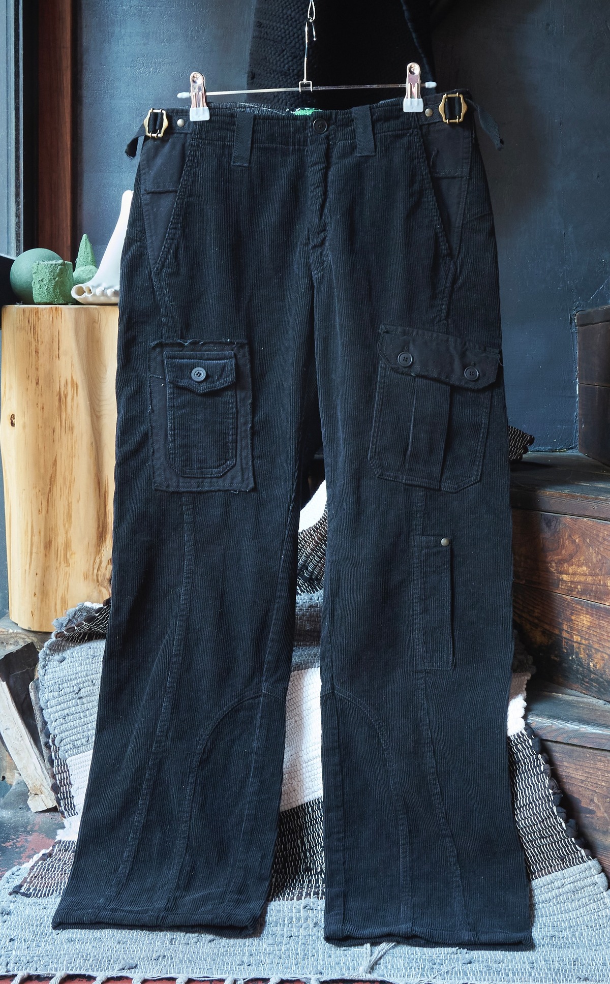 2000s Euro Black Corduroy Cargo Pattern Straight Pants | FOLLIEE.