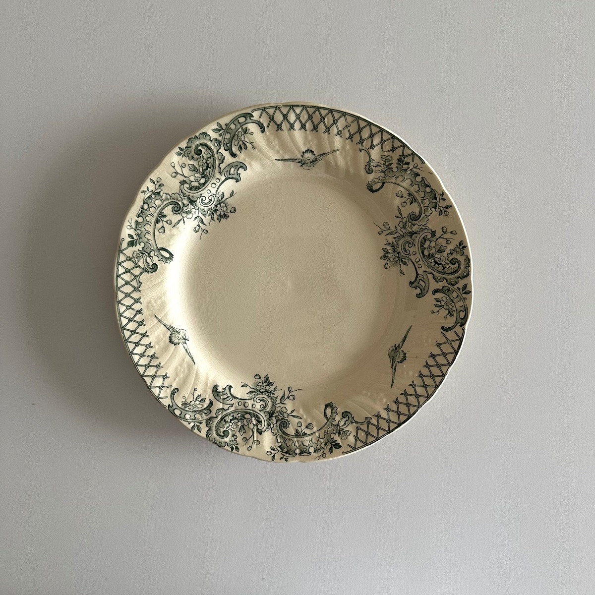 鳥が飛び交うエレガントなプレート/GIEN | PARIS VU PAR