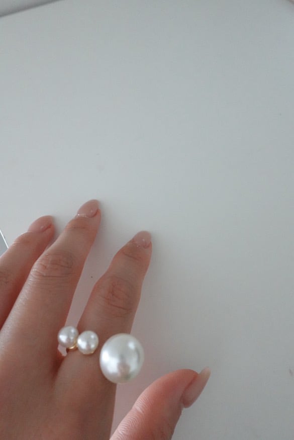R002 triple pearl ring | mia minne