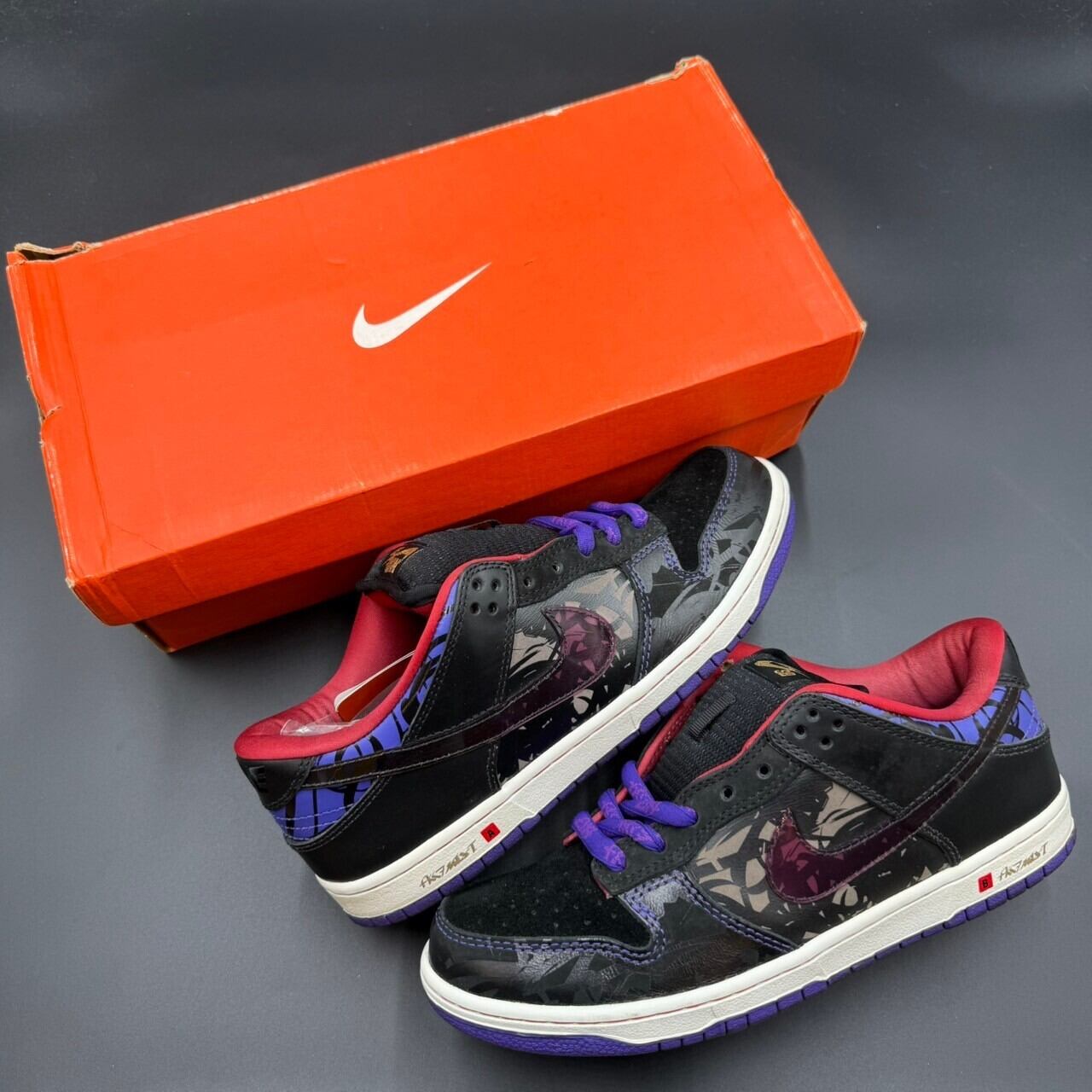 DUNK LOW SB BCS3 RODRIGO PETERSENMODEL 357252-051 | Nova Plug