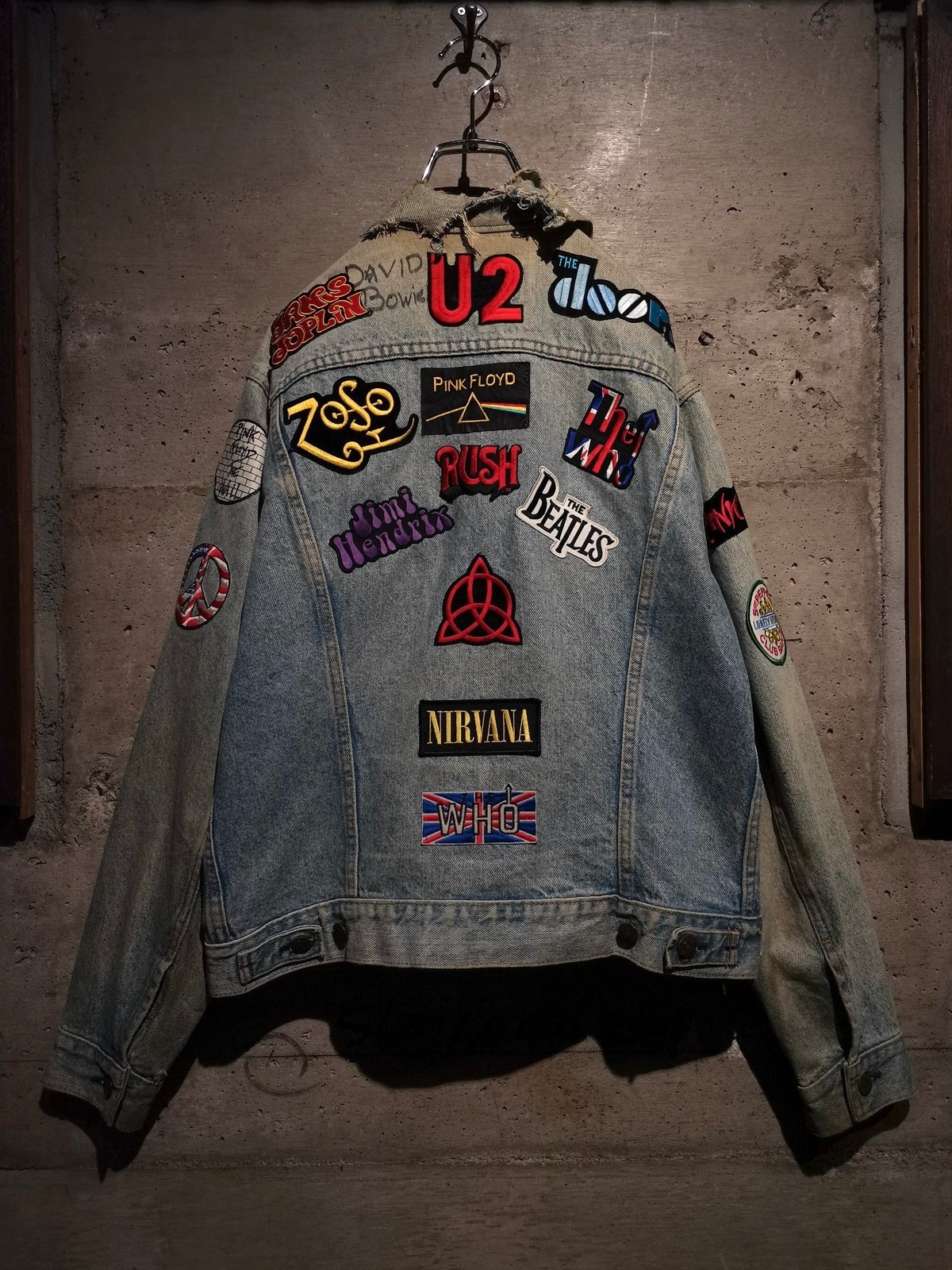 【Caka】Band Patch Custom Design Vintage Denim Jacket | Caka(カカ）下北沢古着屋 ...