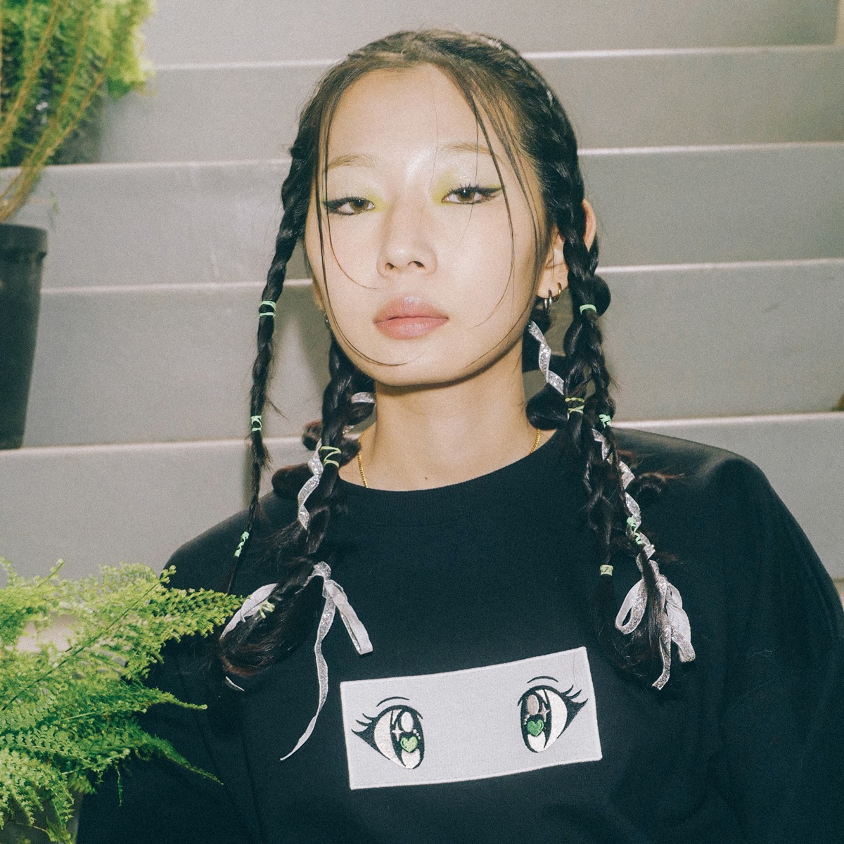 Tanaka KAE Box eyes Cross Stitch Sweatshirt Black | DA VINCI PROJECT