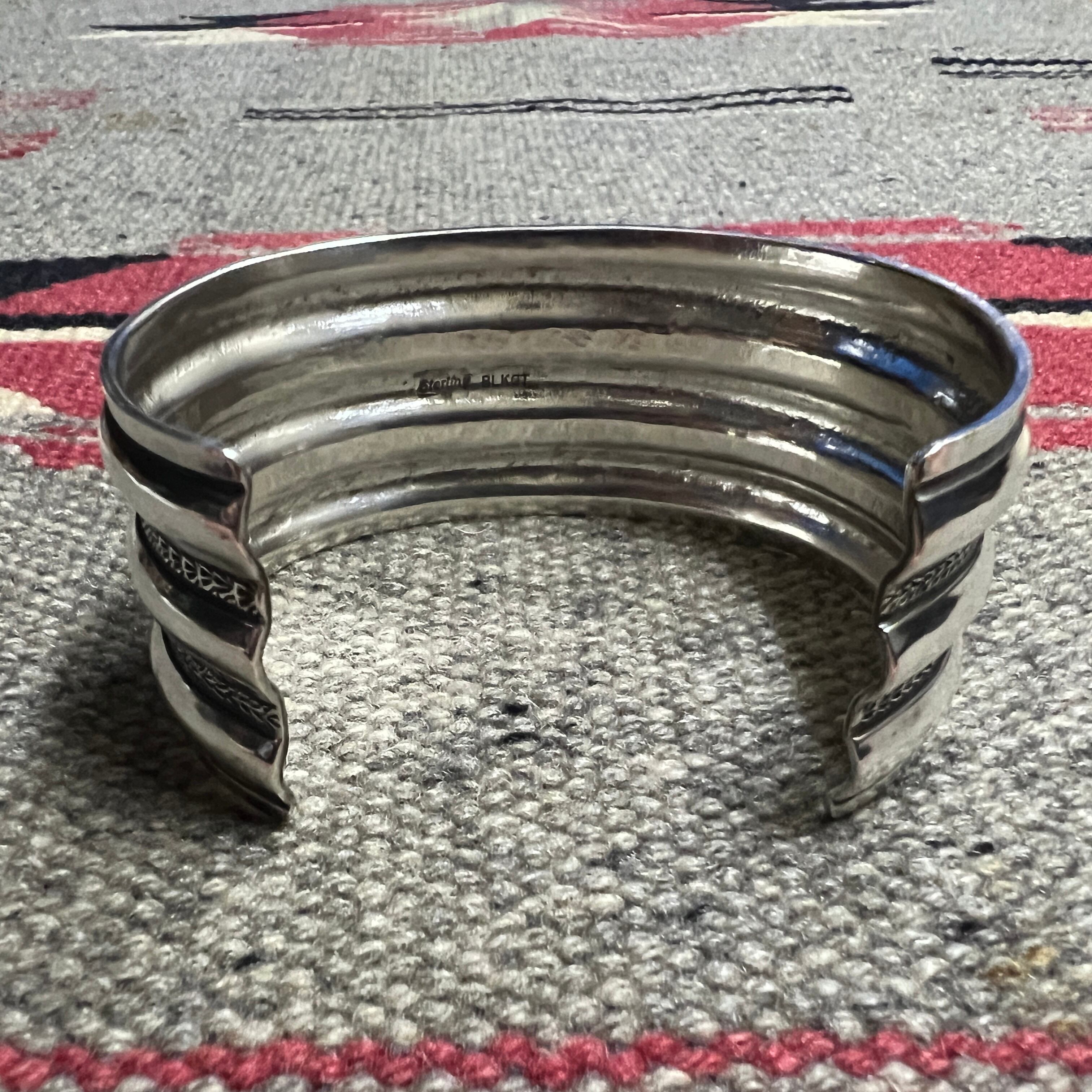 ARNOLD BLACKGOAT SILVER BANGLE | safarionline