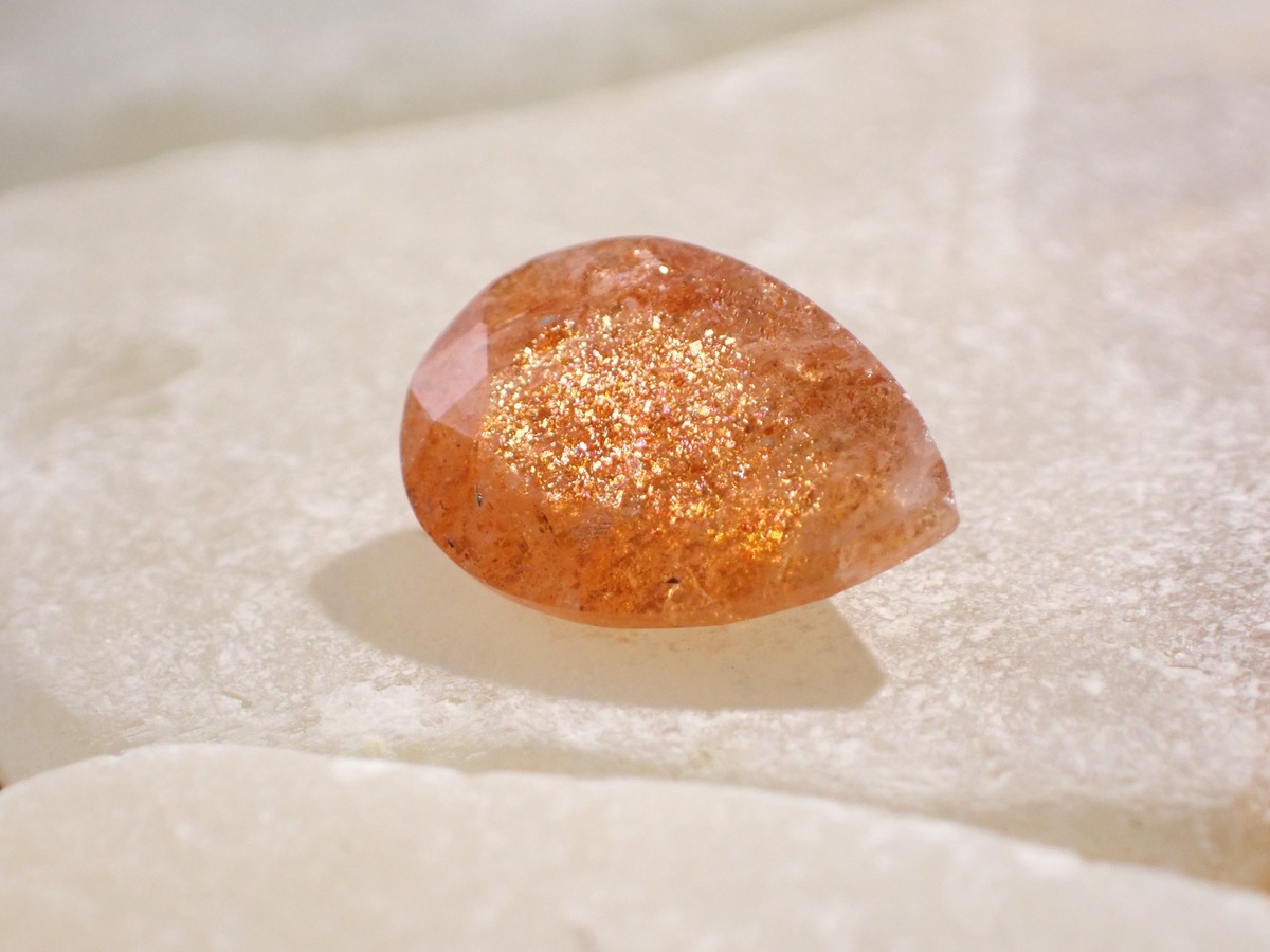 オレンジサンストーン 2.36ct [C13‐253] | differencee(ディファレンシー)