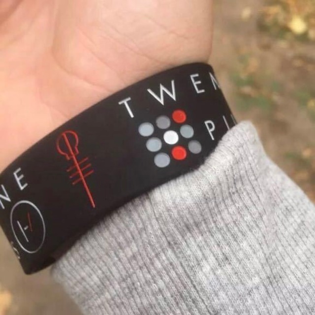 TWENTY ONE PILOTS ラバーバンド トゥエンティワンパイロッツ ラババン | BF MERCH’S