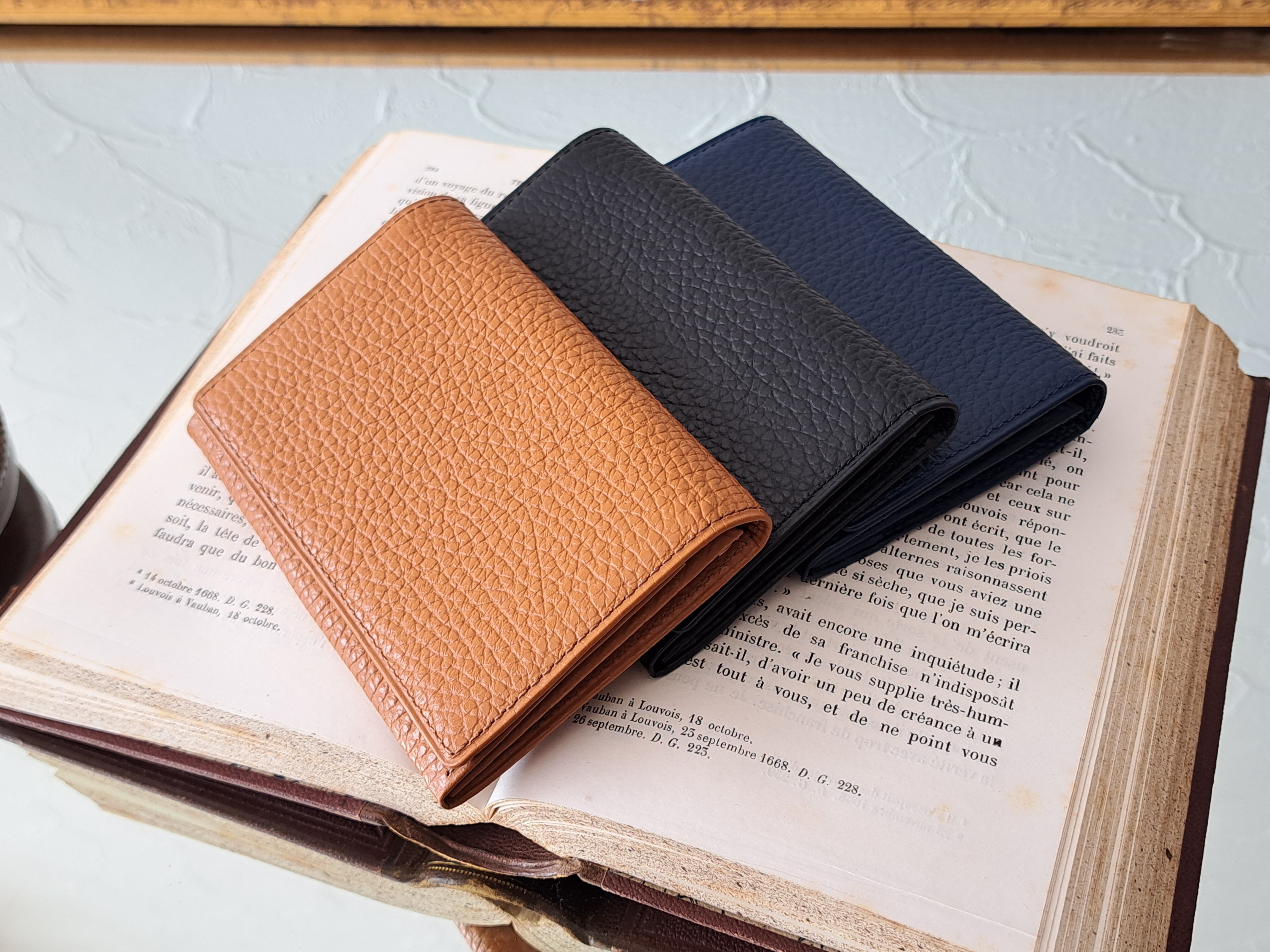 風琴マチ名刺入れ / ビジネス / 紙が傷つかない / 大容量 / ブラック