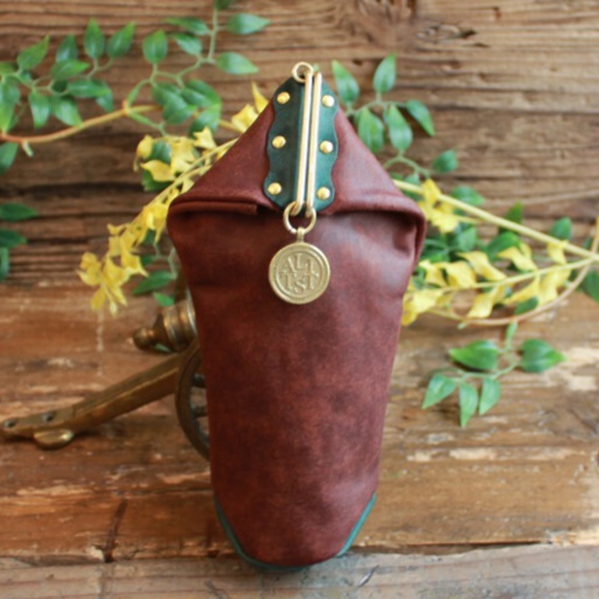 Pentagon Tool Case / D BROWN | LITSTA