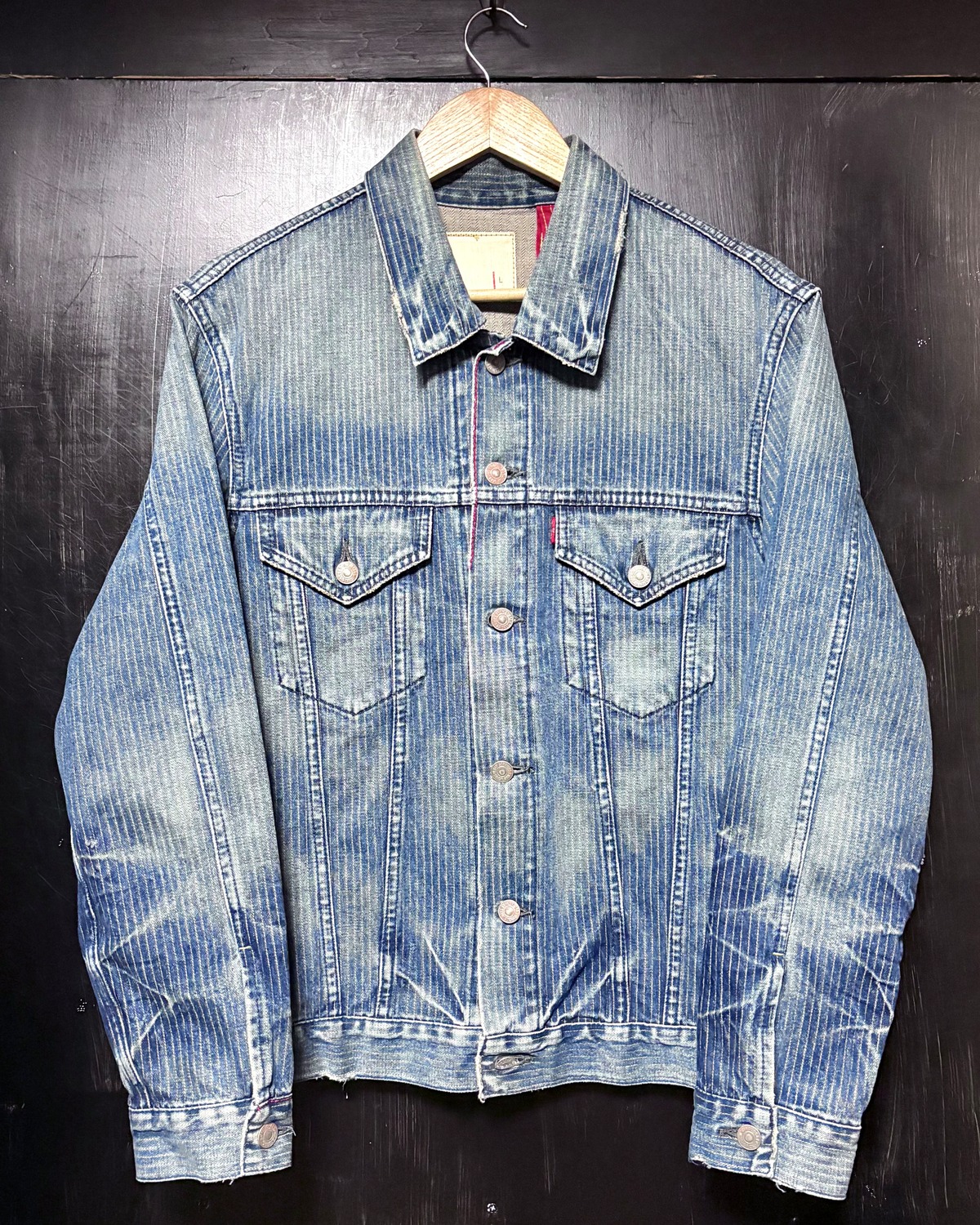00's / Levi's Red Loop Distressed Pencil Stripe Denim Jacket | ASCENT