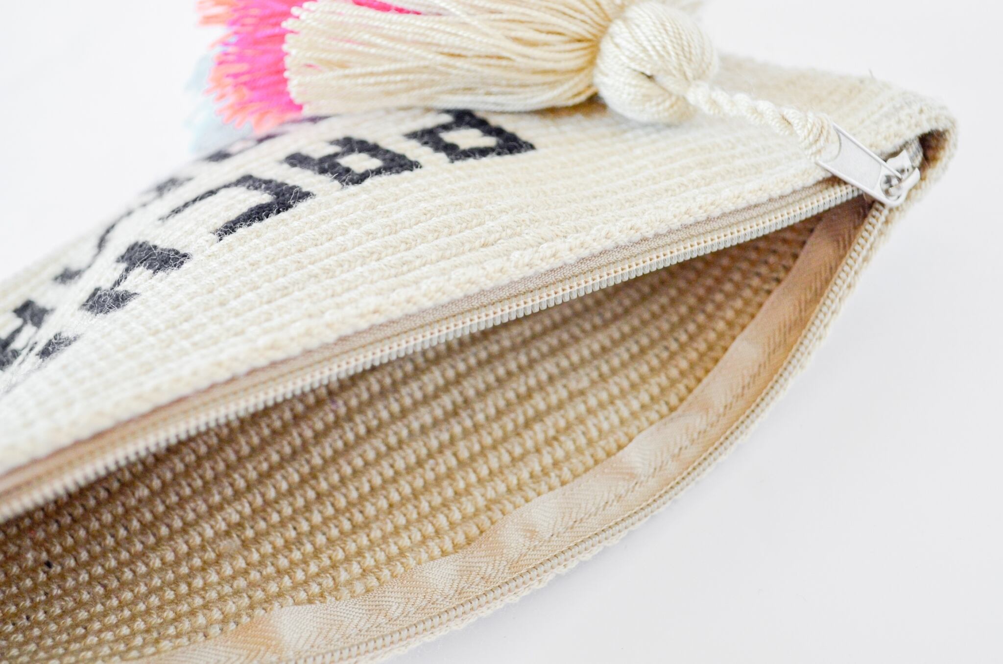 PACHA MAMA /CLUTCH | Wayuu Colombian Bags Japan