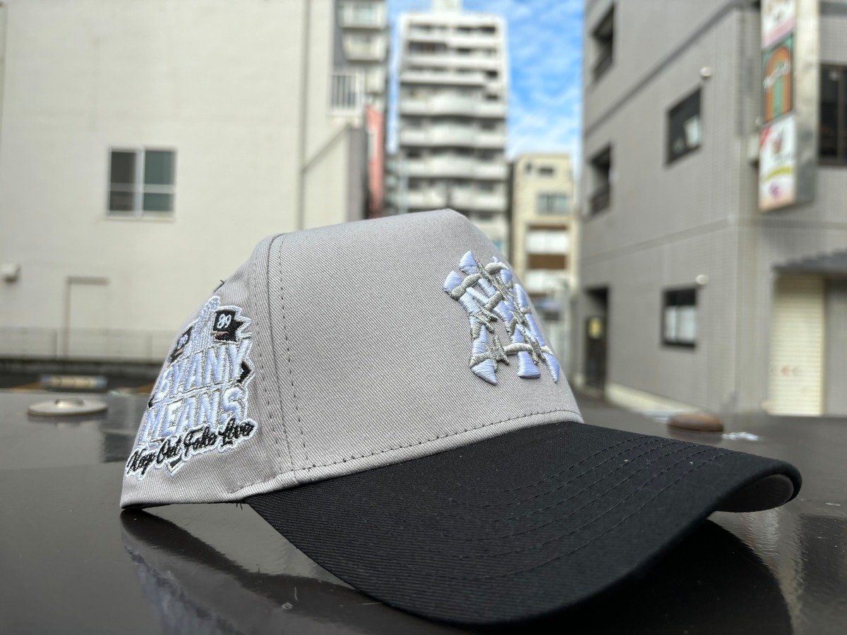 KEEP OUT FAKE LOVE World Famous NY Snapback Gray | FANTASTIC