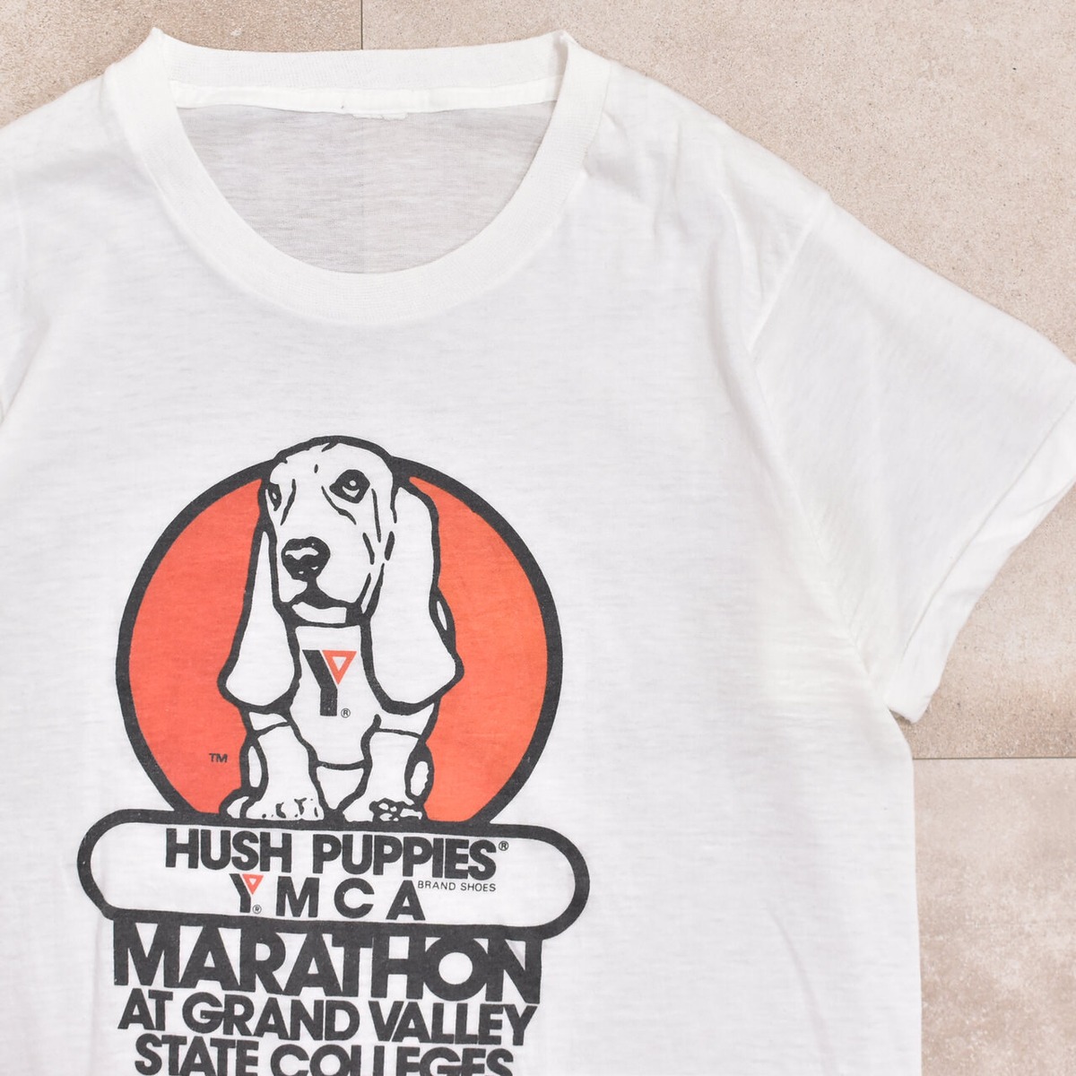 80s HUSH PUPPIES T-shirt | 古着屋 grin days memory 【公式】古着通販 オンラインストア