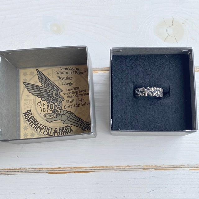 BO'S GLAD RAGS Late 1960s Traveling Band Road Crew Ring “Jammed Bone ...