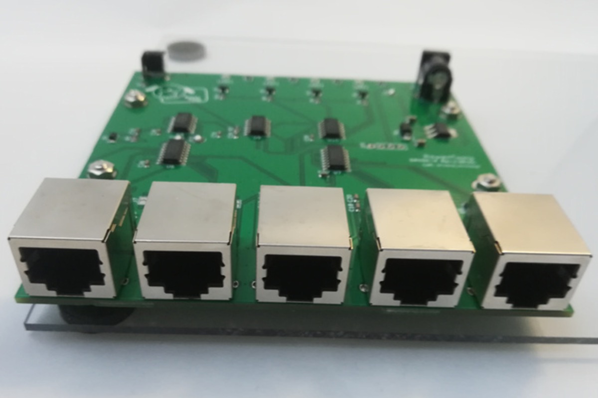 RJ-45 シリアルポート切替器キット SM400-K | Rowan Tools