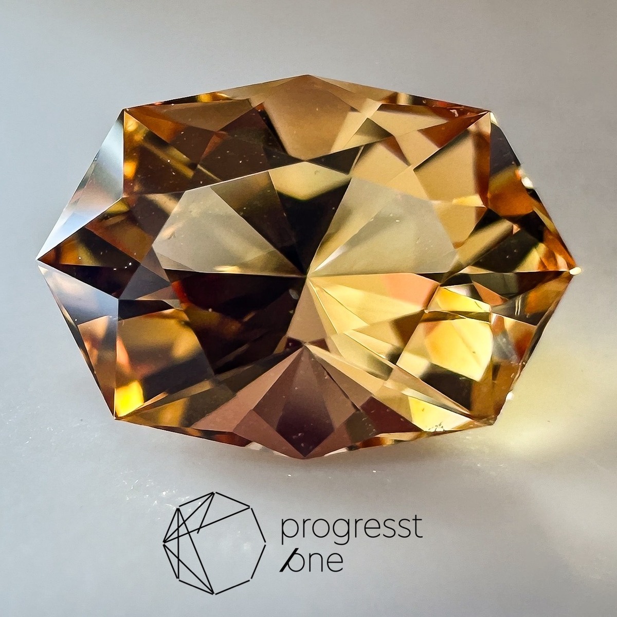 インペリアルトパーズ1.07ct | progresstone