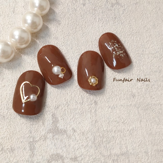 ミルクチョコフリル 〜 ネイルチップ フリル ハート チョコ 〜 | Funfair Nails
