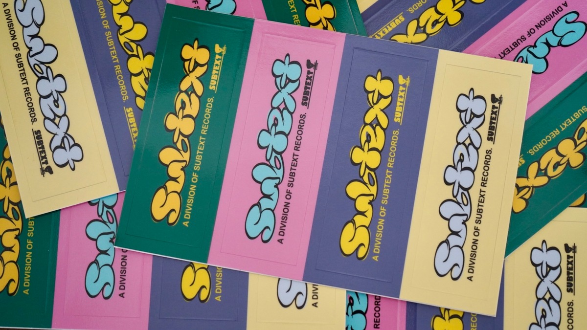 【STICKER 】SUBTEXT OG STICKER （耐候性） | 【SUBTEXT】