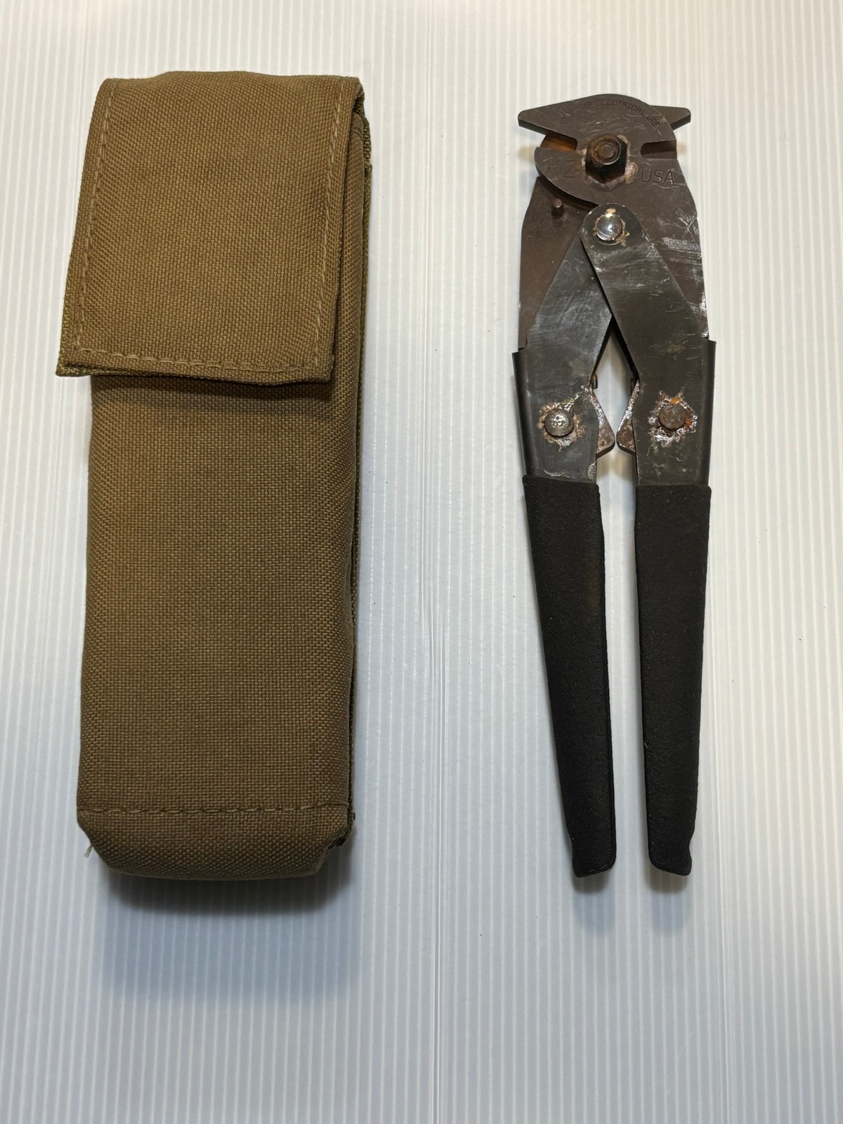 USED：米軍放出品 海兵隊 ワイヤーカッター+ポーチ | mirisapo