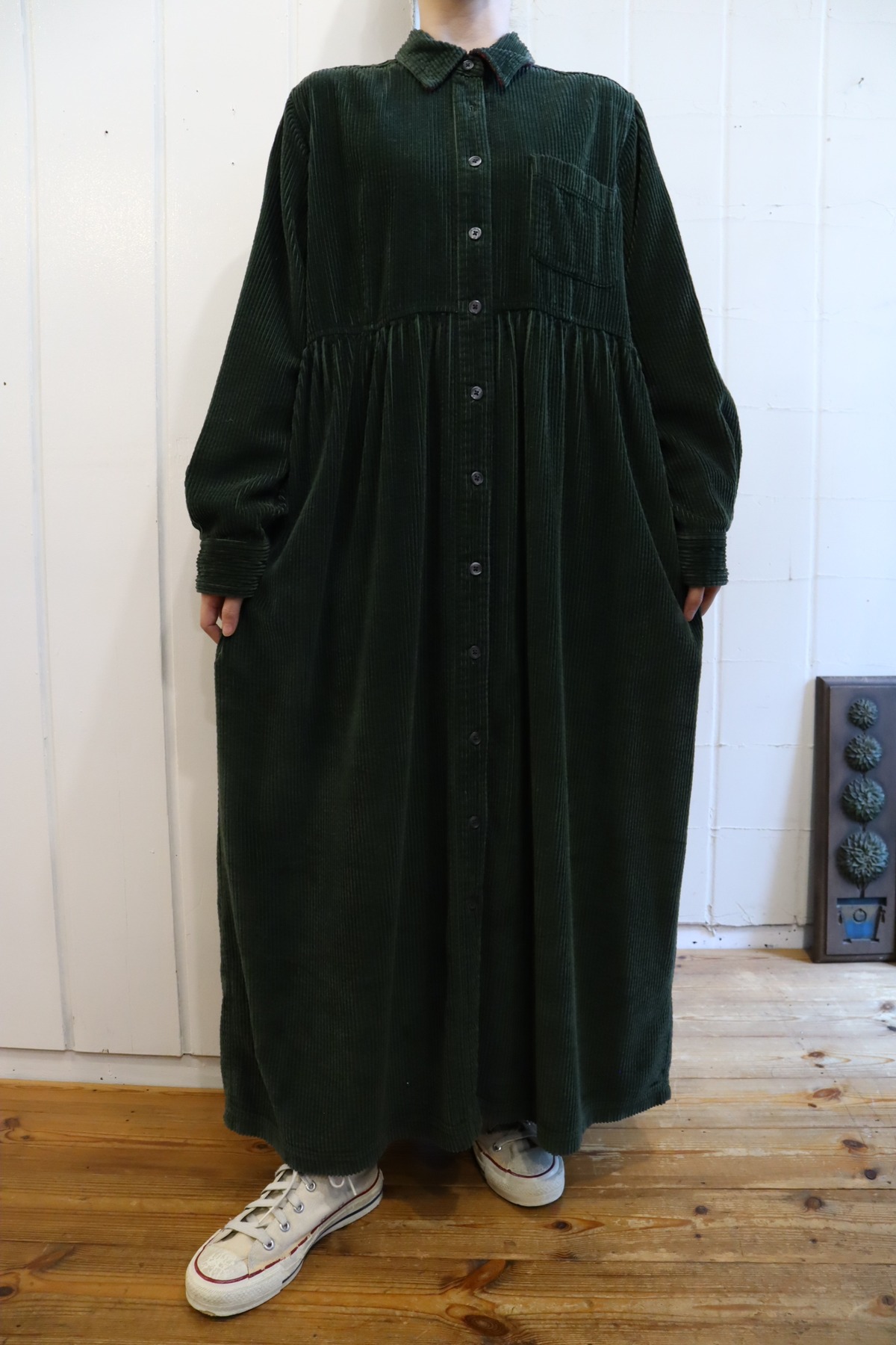 "Eddie Bauer" green plain long sleeve corduroy dress [l-1662] | Fizzvintage