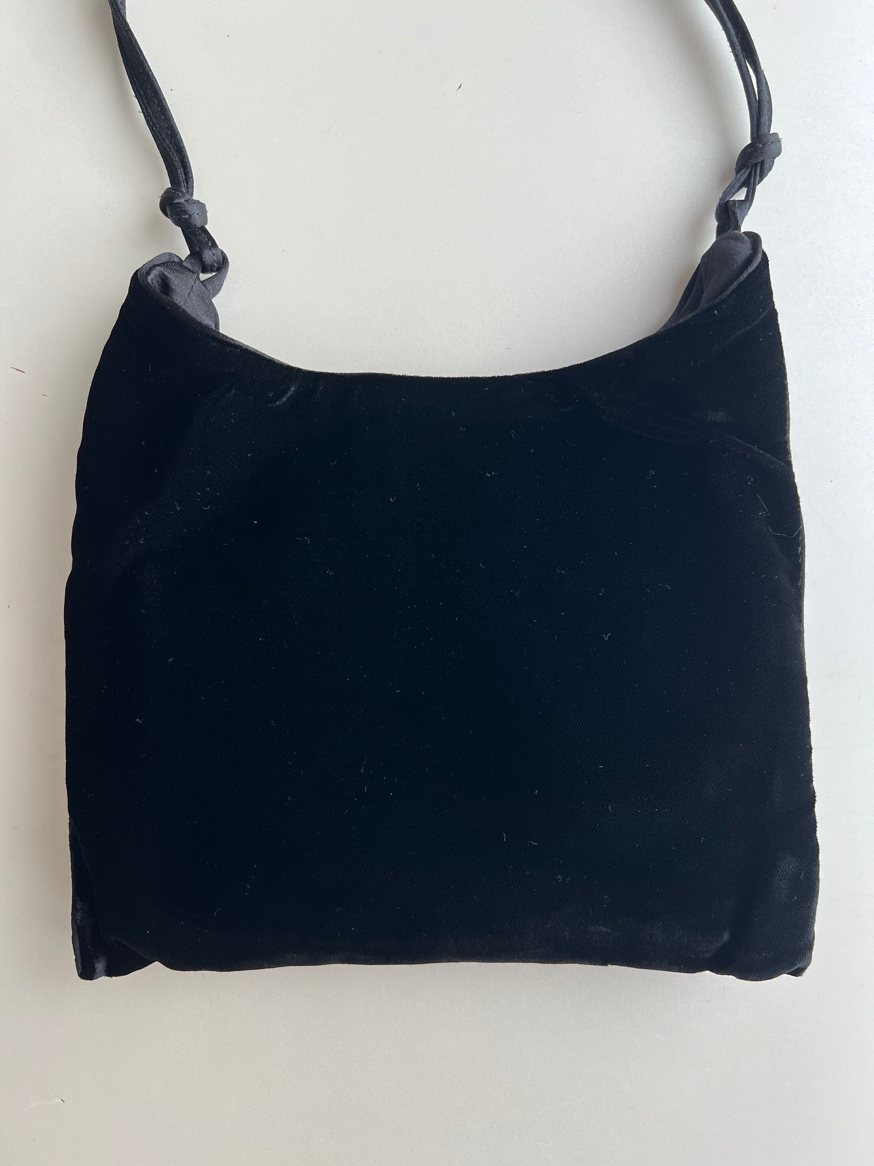 FW1998 PRADA PARTY VELOURS SHOULDER BAG | triptraproll FW1998 PRADA PARTY VELOURS SHOULDER BAG | triptraproll