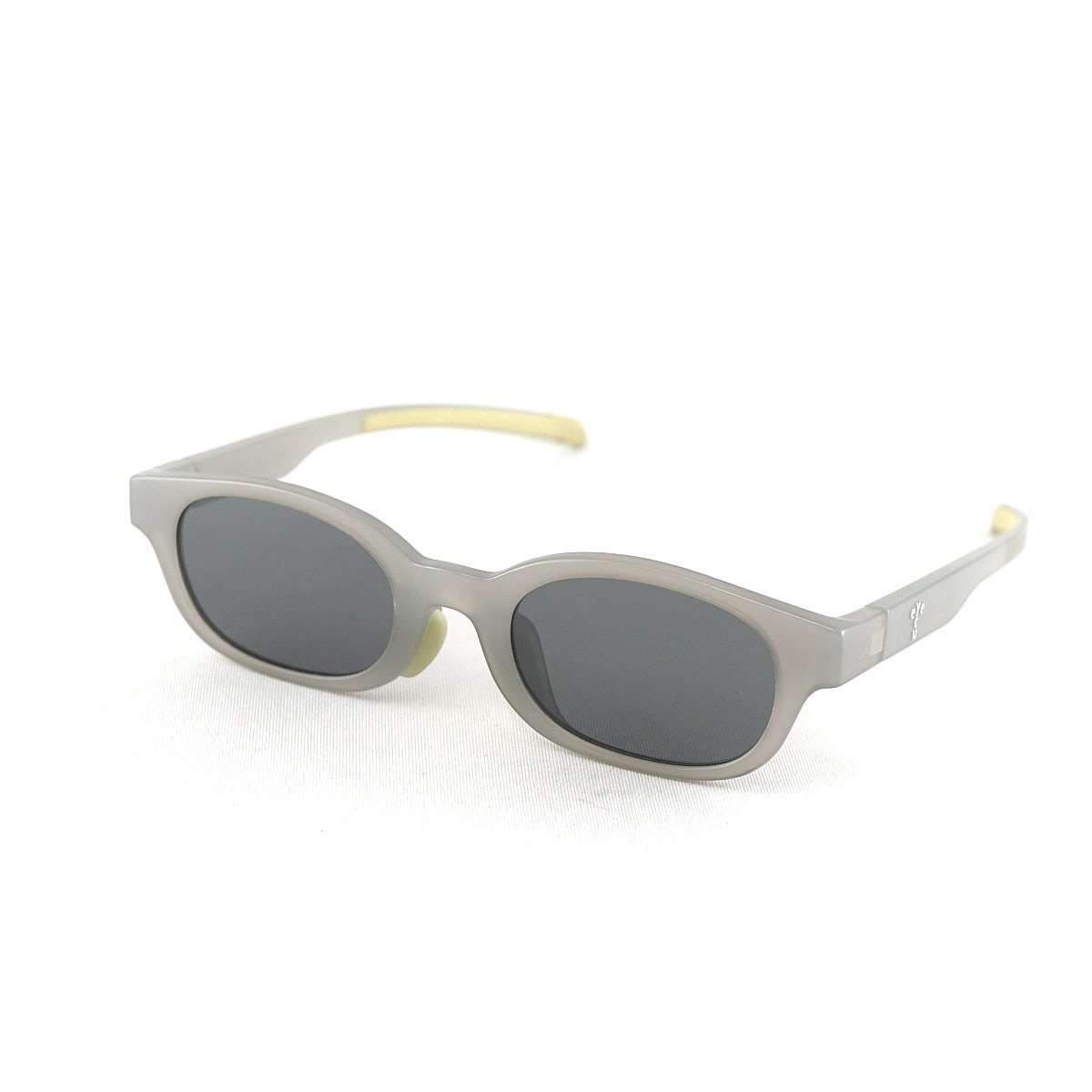 サングラス eye c u アイシーユー TXL USED品 TXL BK50 グレー 軽量 アイウェア 中古 X6534 | ウィット 鉄道忘れ物 販売 ブランド 傘 カメラ イヤホン ...