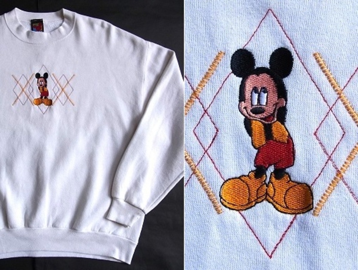 90's Disney MICKEY MOUSE ミッキー マウス 刺繍 ヴィンテージ スウェット | CYCLONE