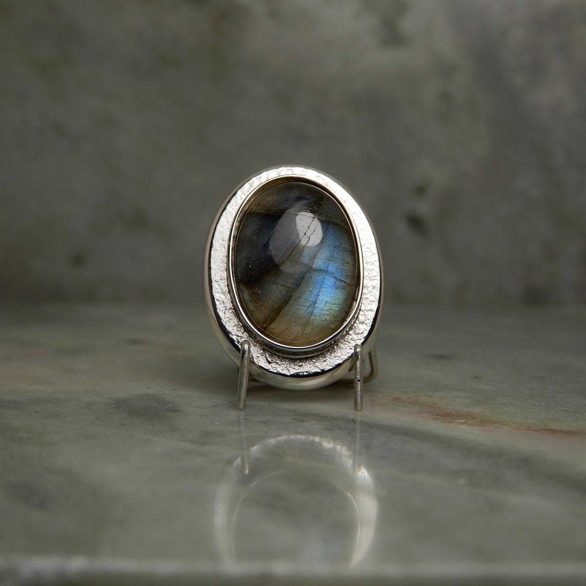 revive order mineral ring sv/labradorite 5.73ct | RABEA / ラベア