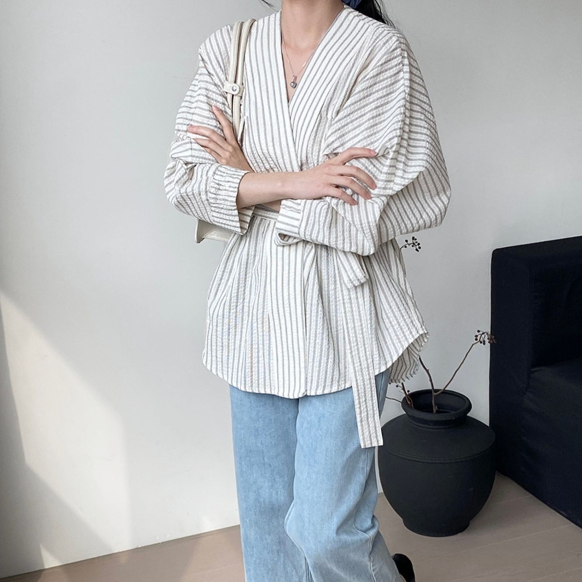 カシュクールストライプペプラムシャツ MR0247 | Evermod