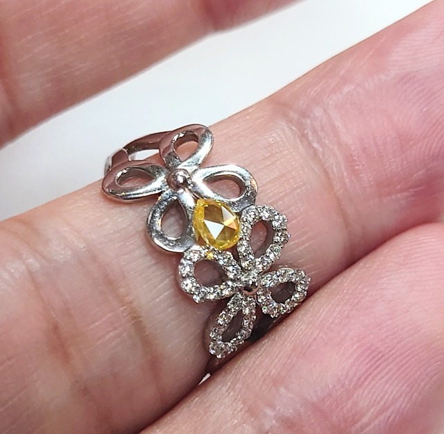 Fancy Intense Yellow (UNEVEN) 0.165ct ローズカット 天然イエローダイヤモンドルース☆ | wisteria777