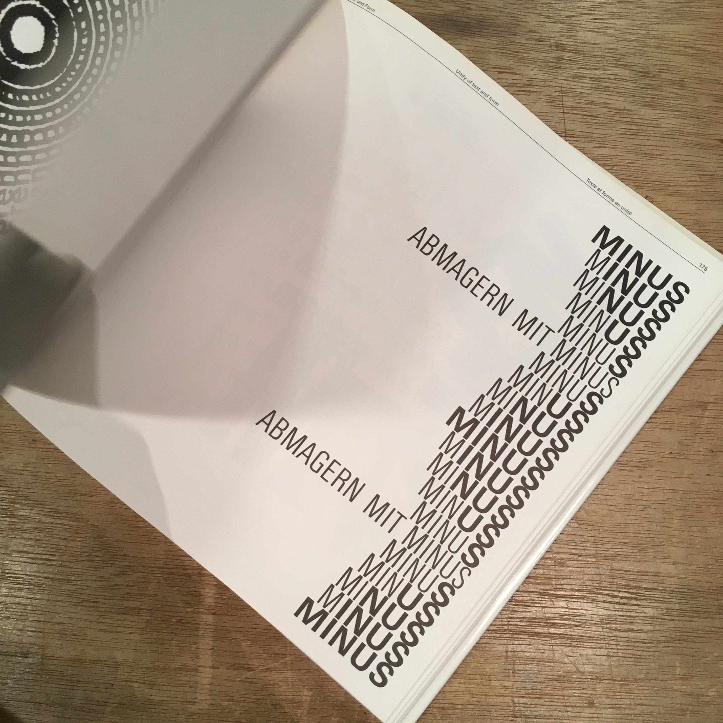 Typographie / Emil Ruder | 百年