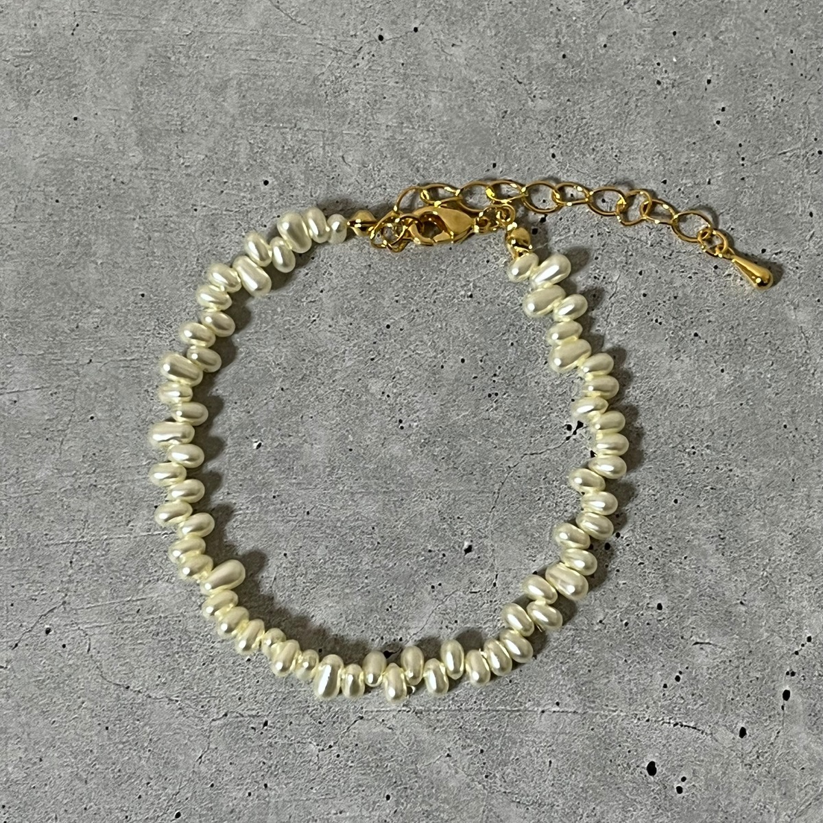 Shake pearl bracelet | Aimer.