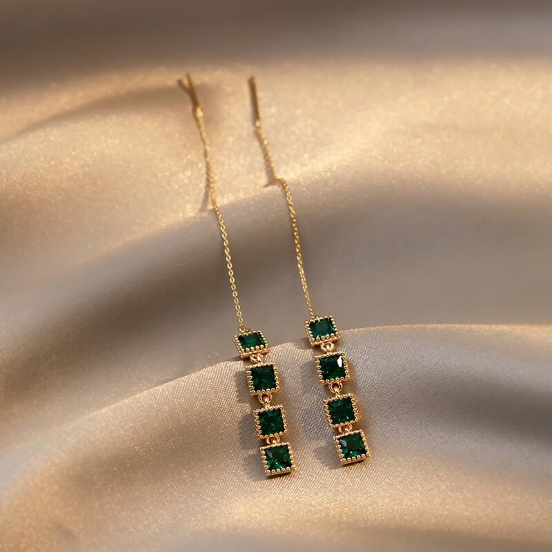 ロングチェーンピアス A811 | alliede