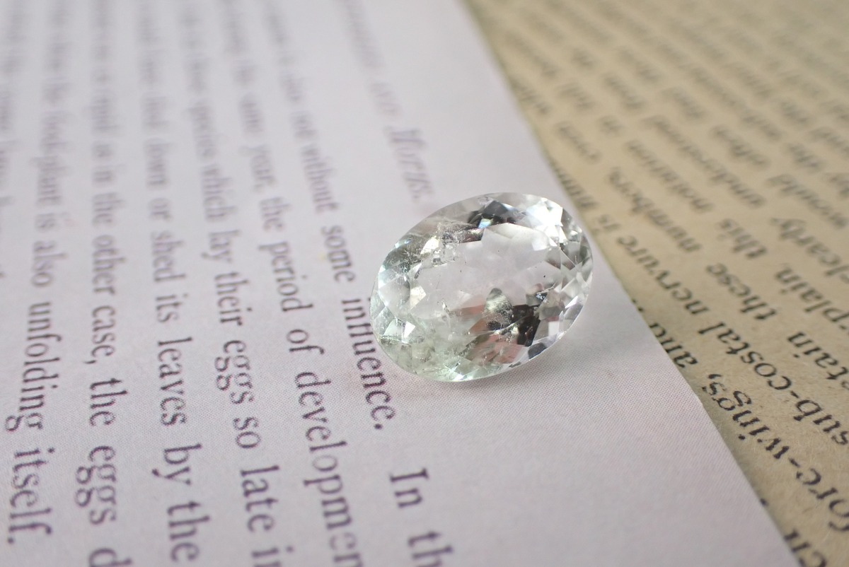 グリーンベリル 3.65ct [C12-358] | differencee(ディファレンシー)